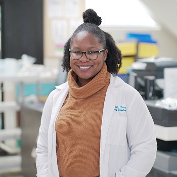 “It’s what we do here:” Pharmacist steps outside her day-to-day role ...